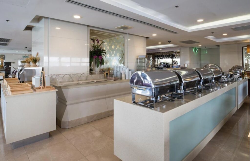 Centre Point Silom Hotel - Girl Friendly Hotels In Bangkok